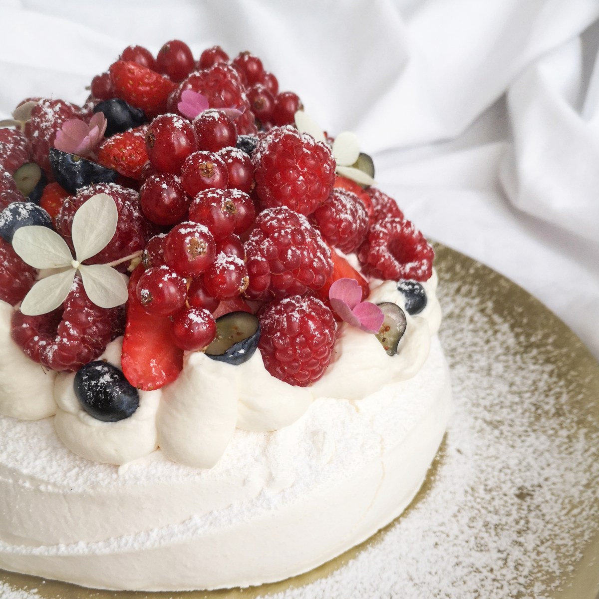 Pavlova aux fruits rouges – Mes petites madeleines